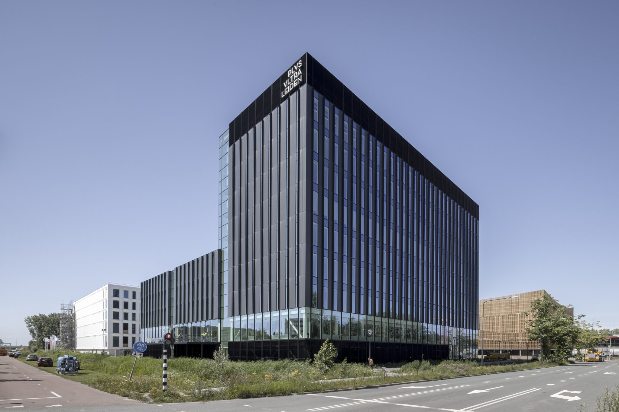 Explore Kadans’ leading European science clusters